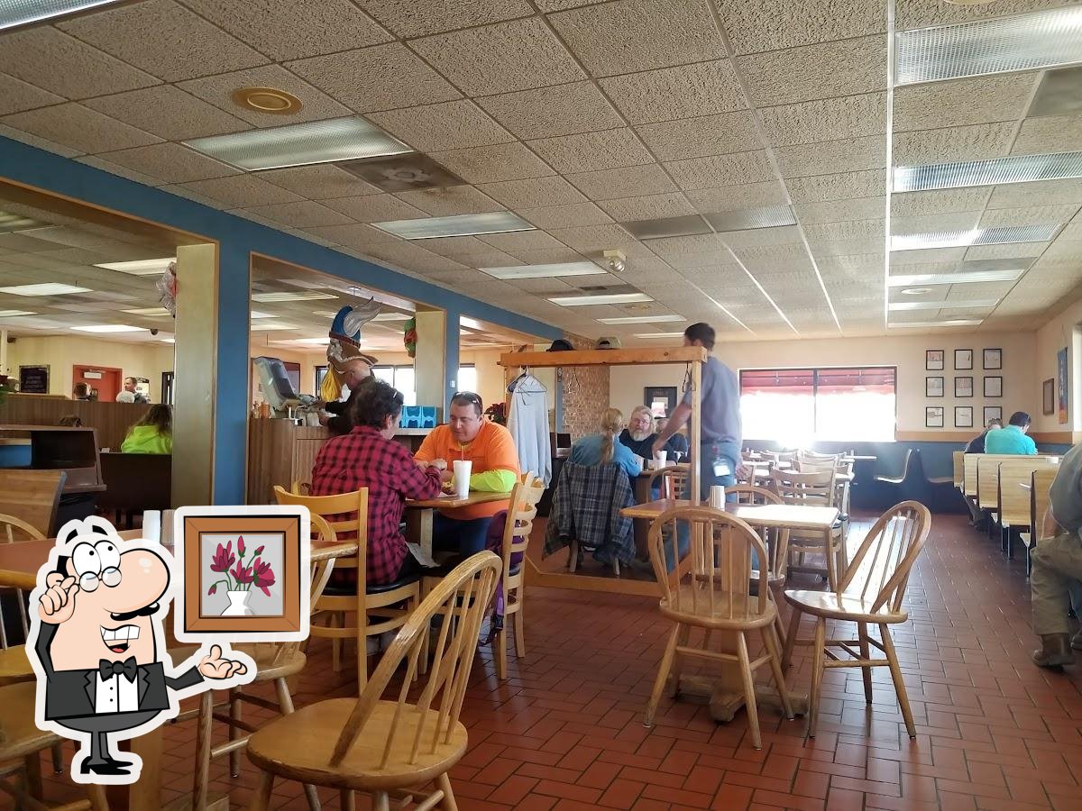 Pad Restaurant in Topeka - Restaurant menu and reviews