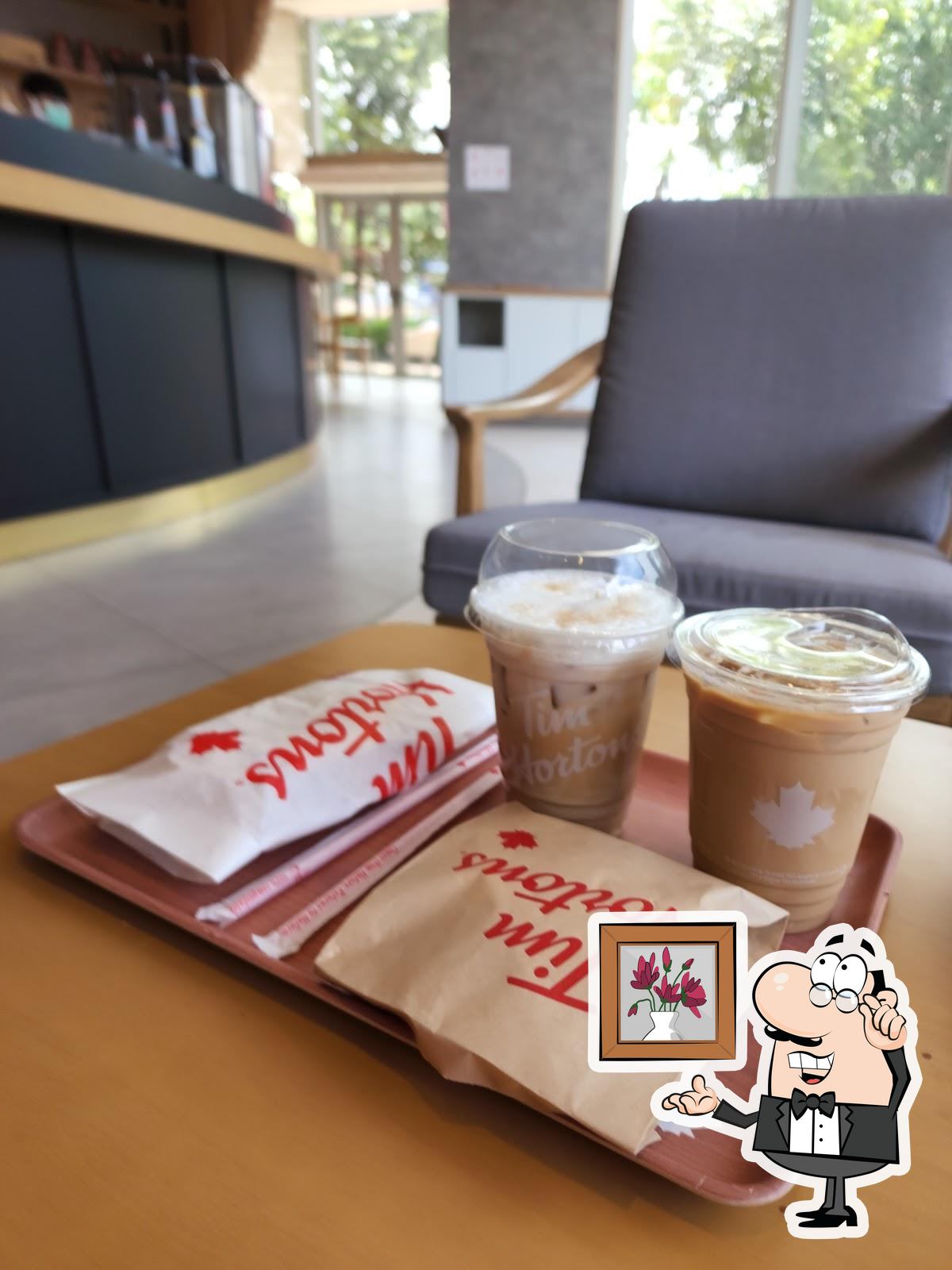 Tim Hortons (The PARQ), Bangkok, 160/125 Rama IV Rd - Restaurant reviews