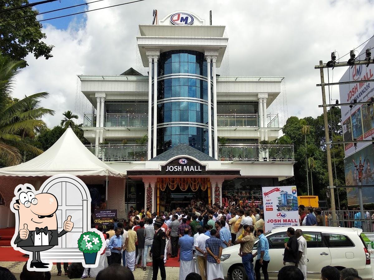 JOSH MALL, Mookkannoor - Restaurant reviews