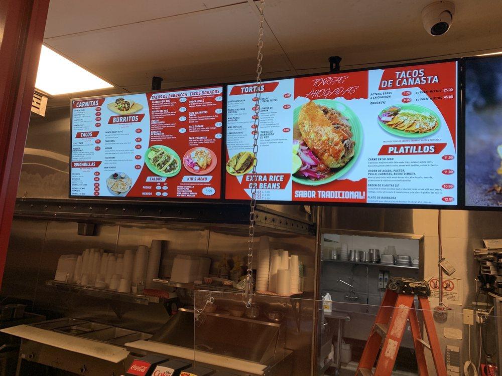 Menu at Tortas Ahogadas El Rey restaurant, El Monte