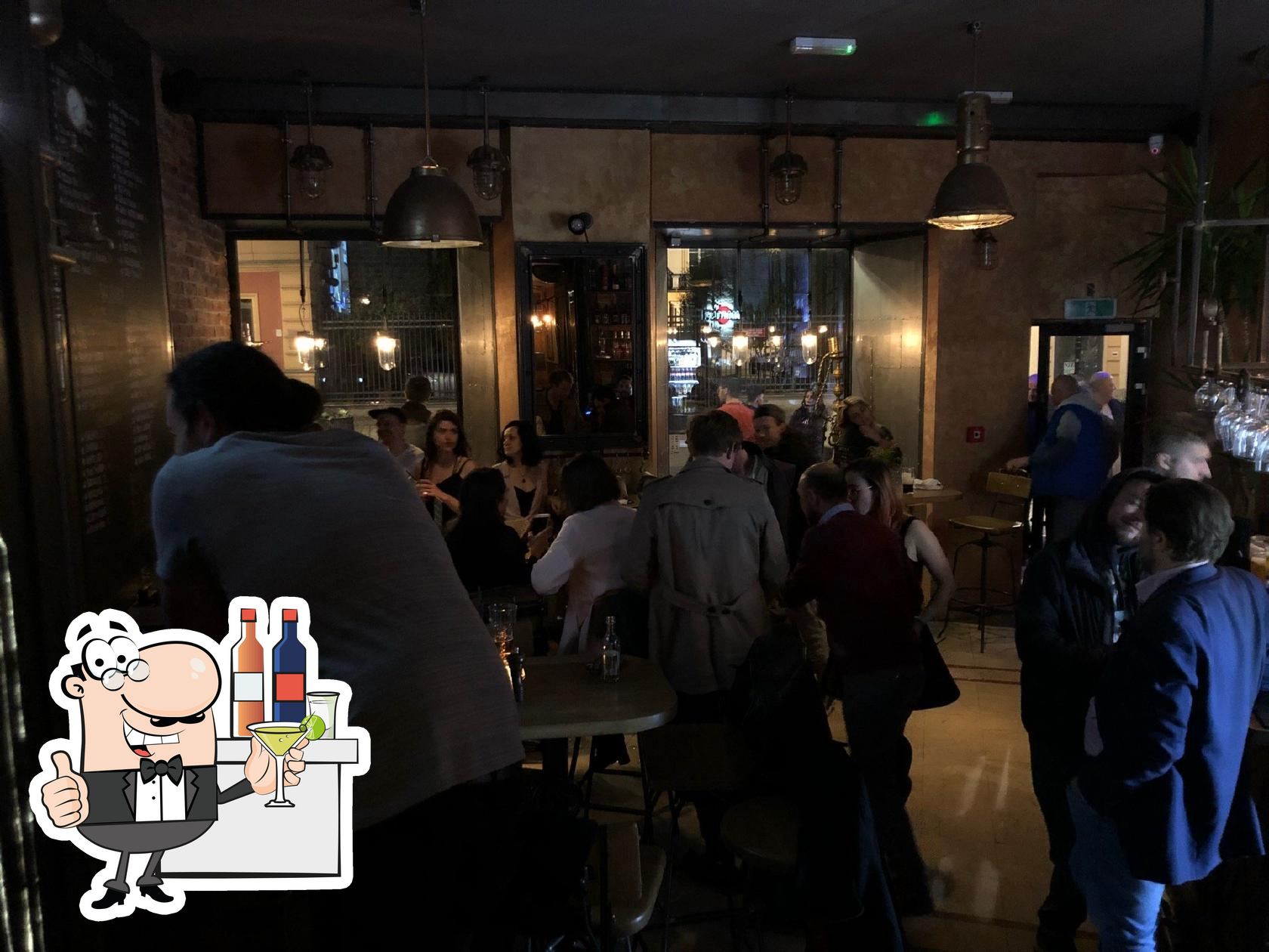 Mezza Lounge & Bar, Varsovia, Nowy Świat 19 - Opiniones del restaurante