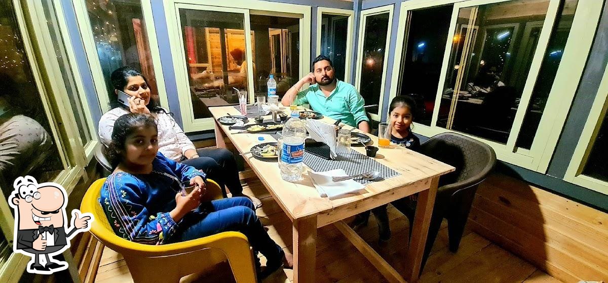 Nazara Restaurant, Rudrapur, opposite city one - Restaurant reviews