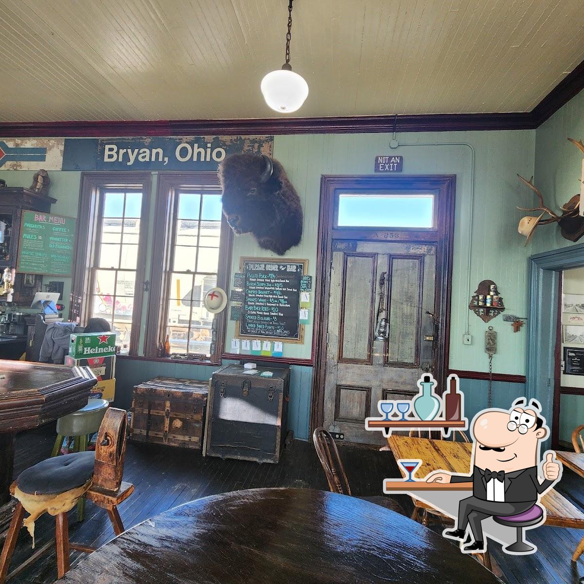 THIRD RAIL SALOON, Bryan - Restaurant menu, prices and reviews