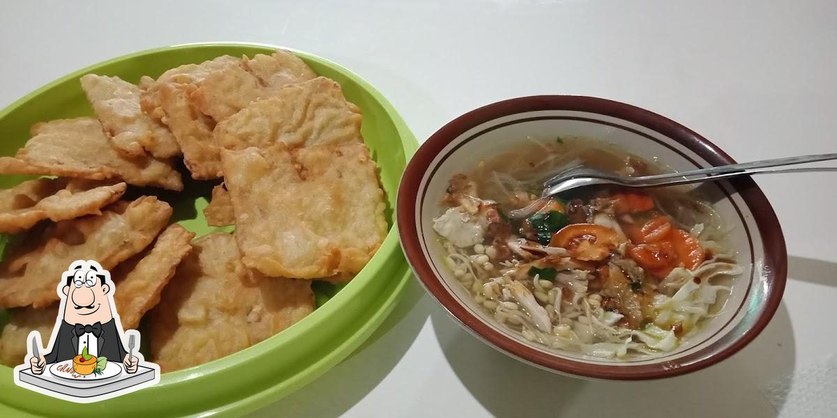 Sop dan soto ayam kampung Bu Sum restaurant, Wonosari