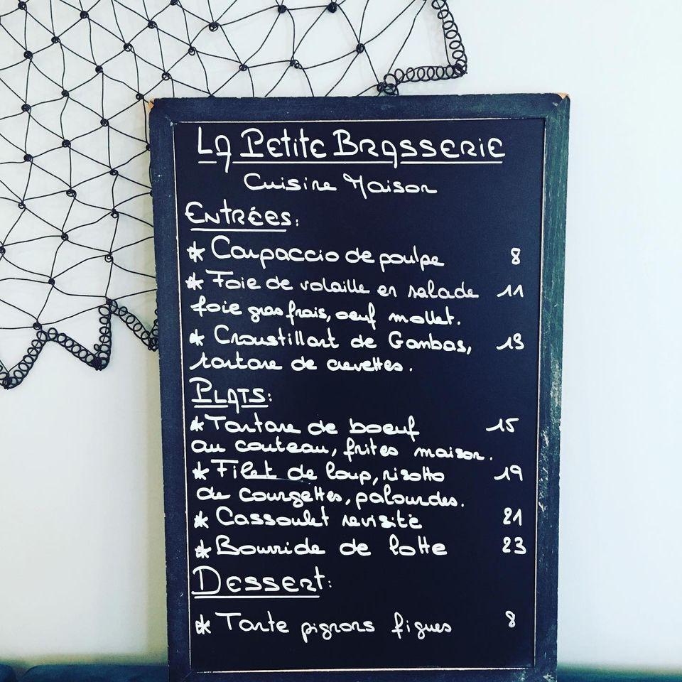 Menu at La Petite Brasserie restaurant, Gruissan