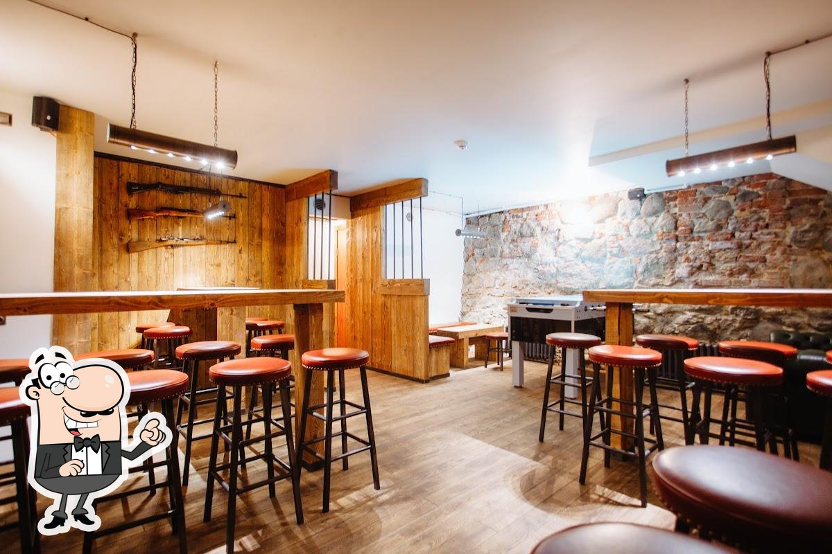 The Armoury Bar, Riga, Vecpilsētas iela 11 - Restaurant reviews