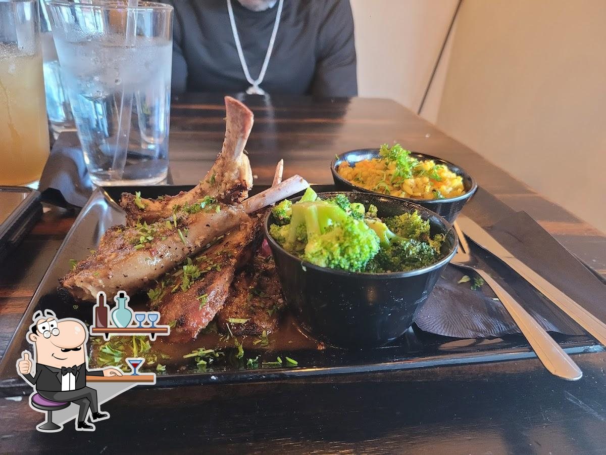 Fin & Feathers Restaurants, Las Vegas - Restaurant menu, prices and reviews
