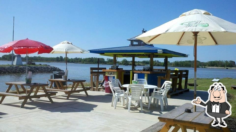 Lagoon Saloon in Port Clinton - Restaurant menu and reviews