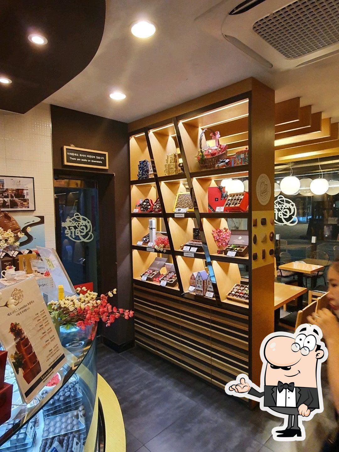Leonidas desserts, Seoul, 62 Myeongdong-gil - Restaurant reviews