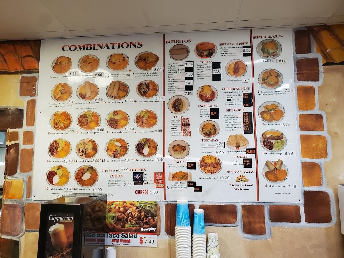 Menu at Muchas Gracias restaurant, Stayton
