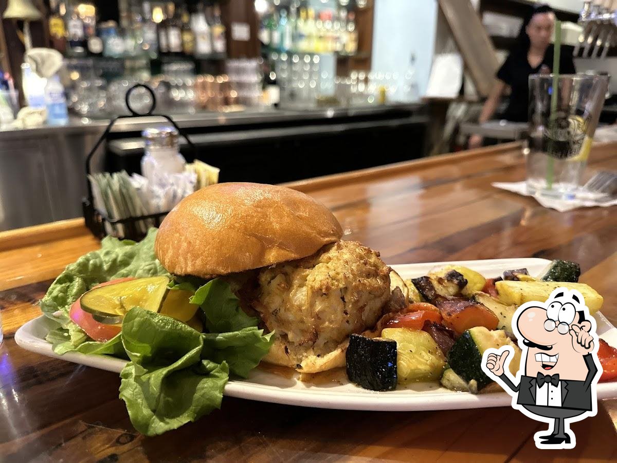 Ruddy Duck Brewery & Grill, Solomons - Restaurant menu, prices and reviews