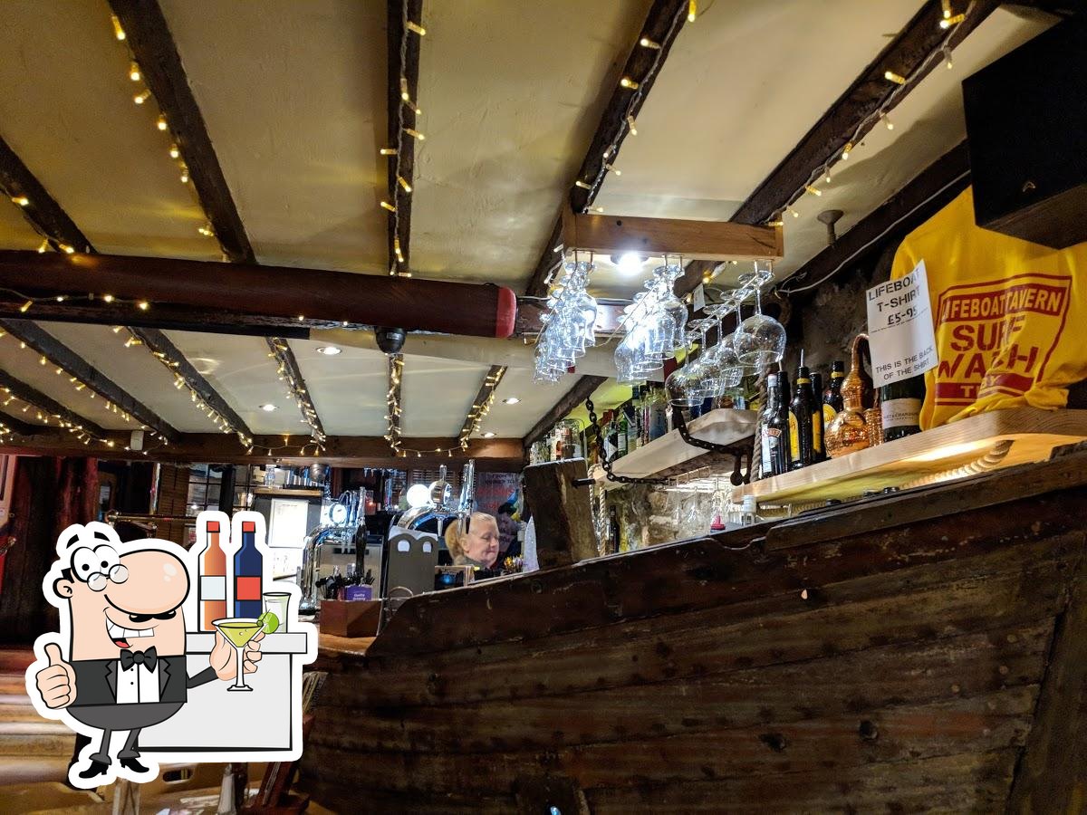 The Lifeboat Tavern in Tenby - Restaurant reviews