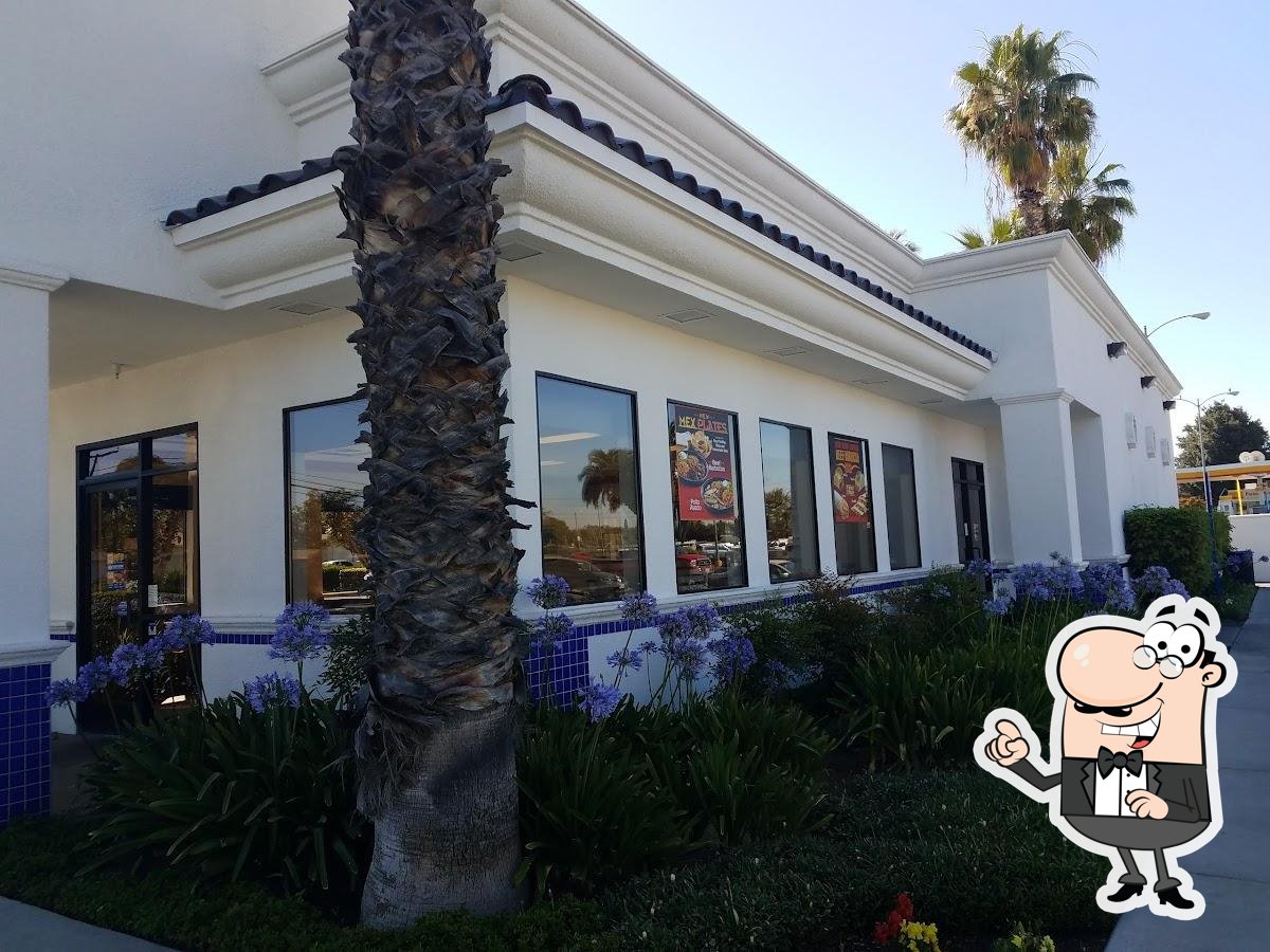 Baker's Drive-Thru, Riverside - Restaurant menu, prices and reviews