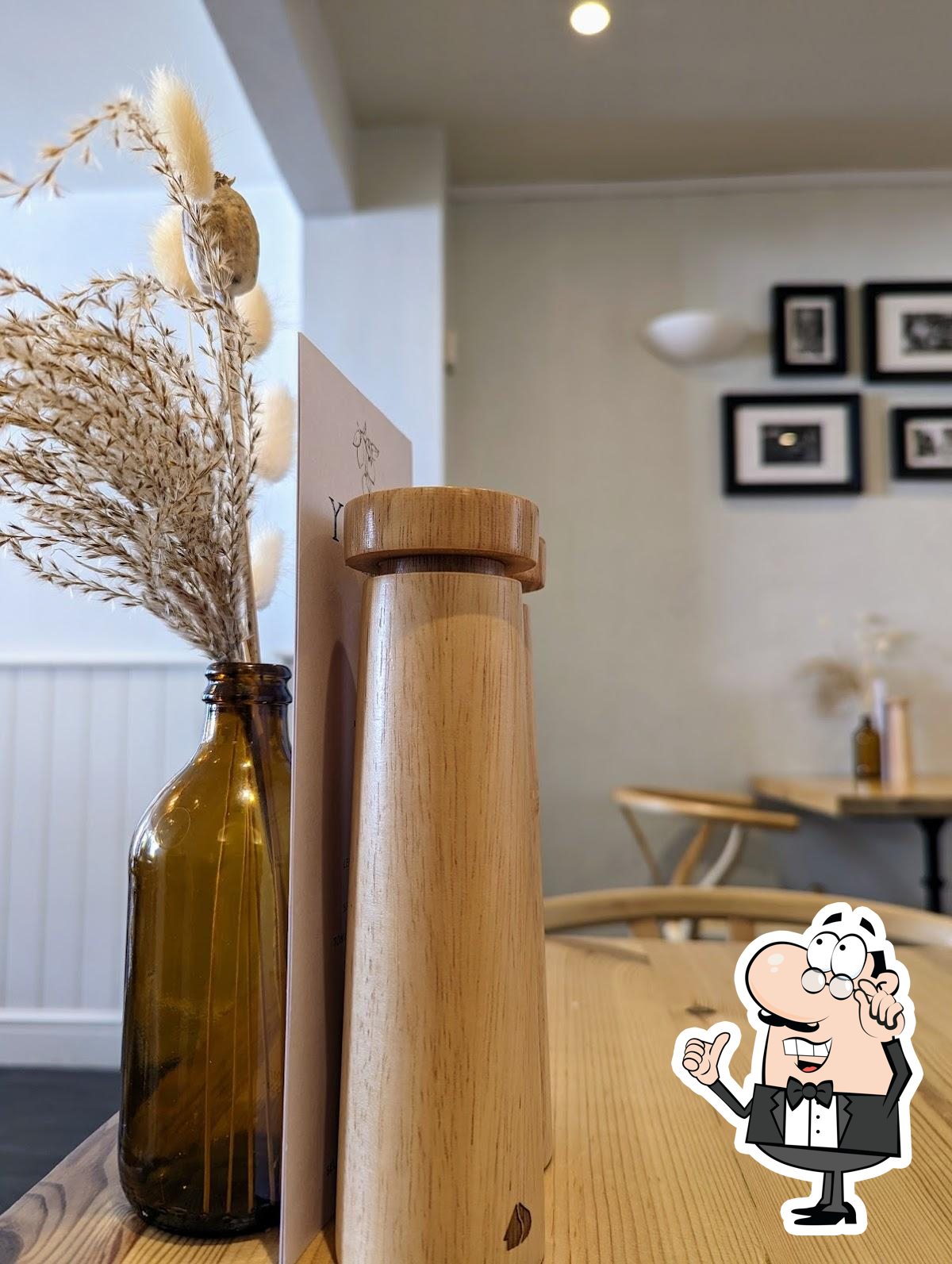 Nisou Reigate, Reigate - Restaurant menu, prices and reviews