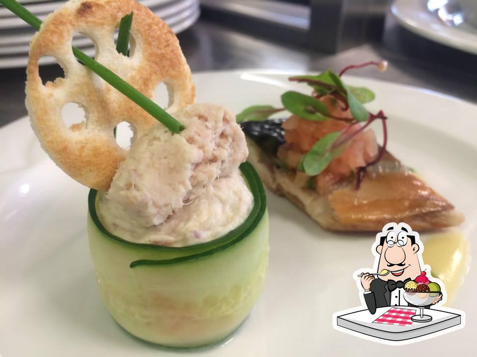 Pillars Restaurant in London - Restaurant menu and reviews