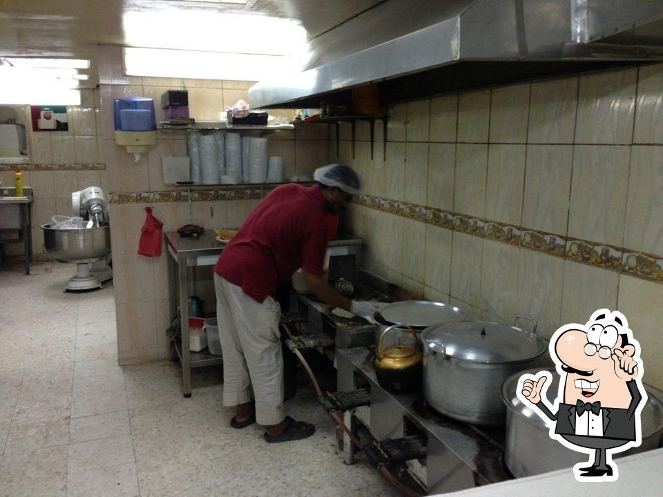 Ali Rida Harmoodi Irani Bakery, Abu Dhabi - Restaurant reviews