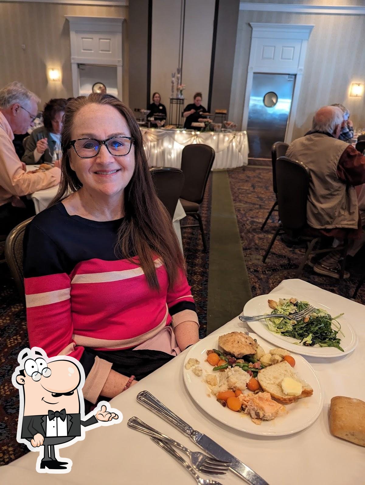 Blue Pointe Grille, Watkins Glen - Restaurant menu, prices and reviews