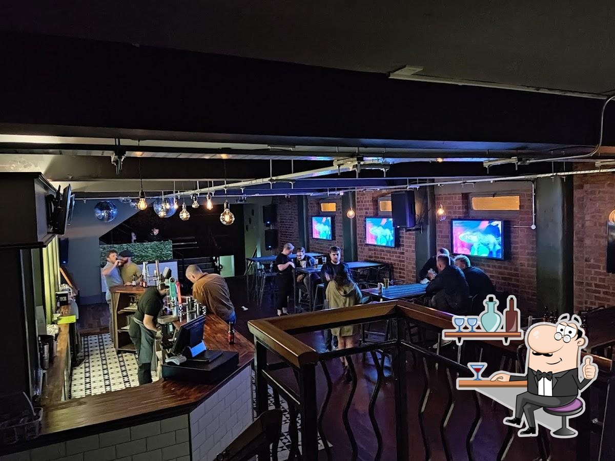 The Stone Roses Bar in Barnsley - Restaurant reviews