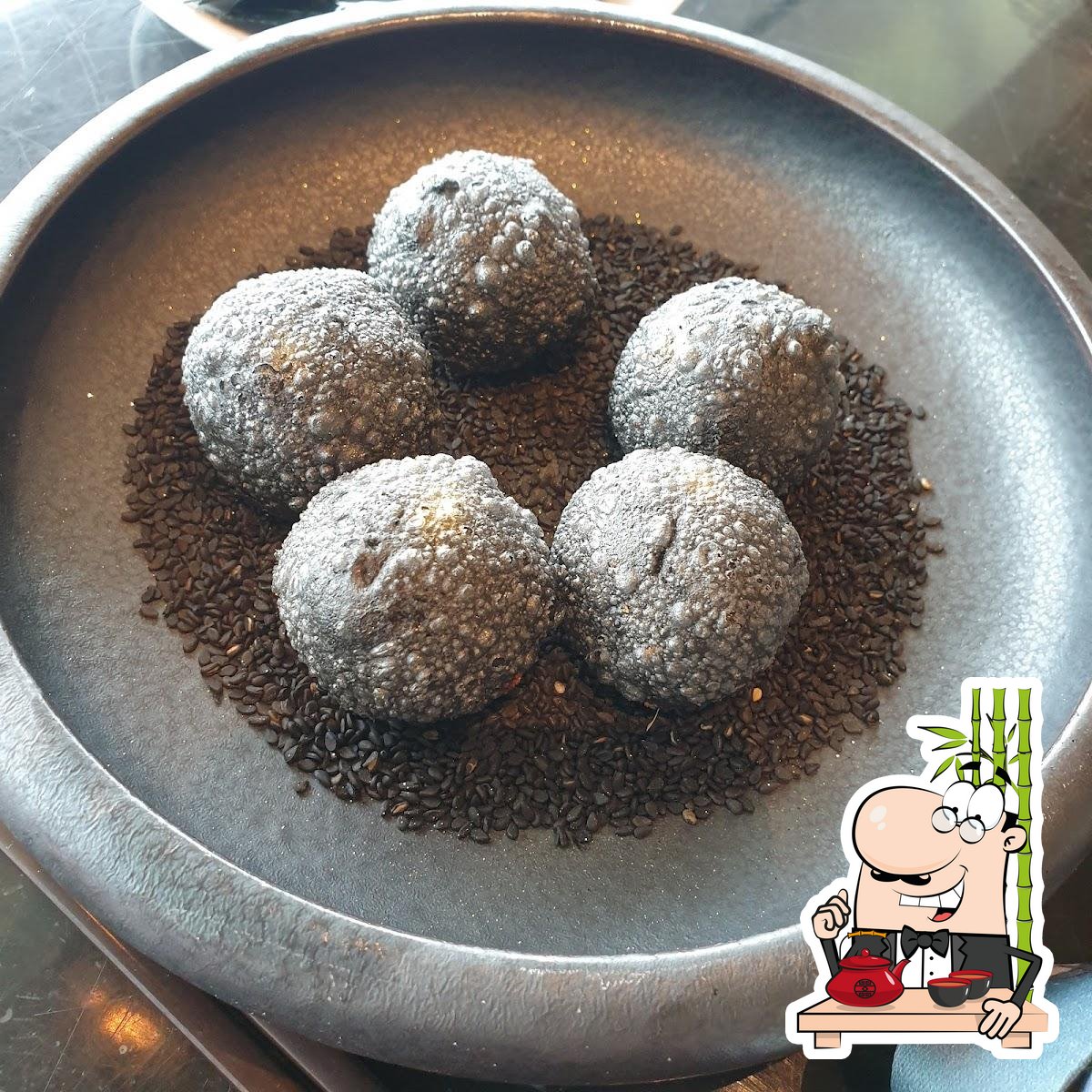 HEXA restaurant, Hong Kong - Restaurant menu and reviews
