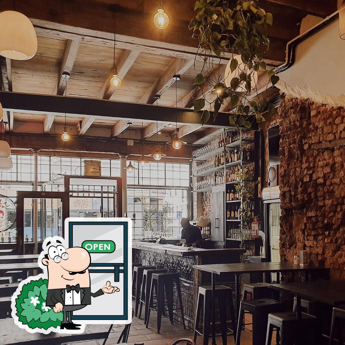 La Matta on Long - Café, Restaurant, and Bar, Cape Town - Restaurant ...