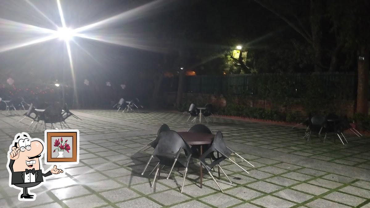 The Fraternity Club, New Delhi - Restaurant reviews