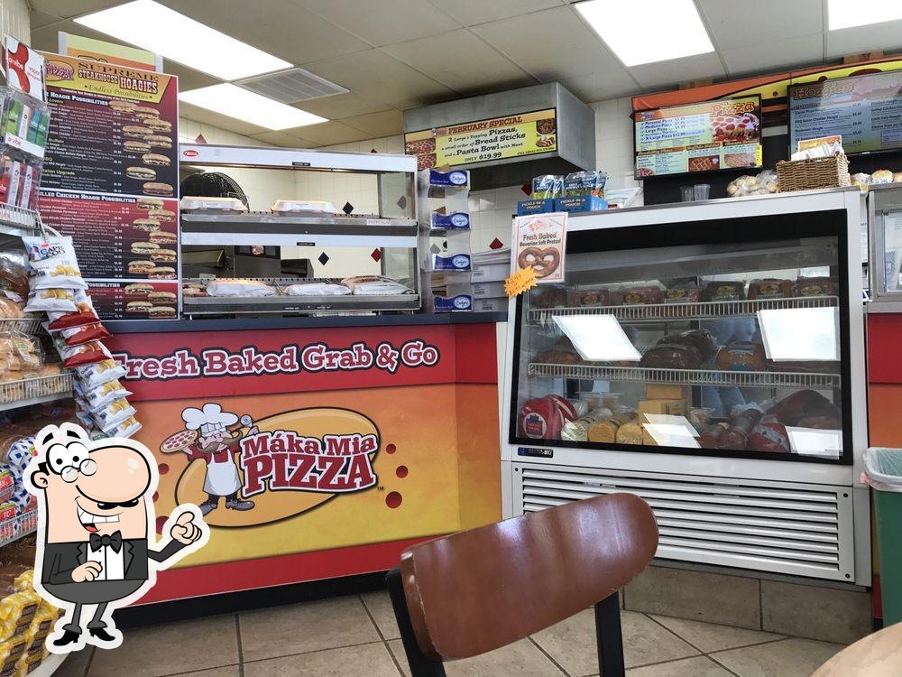 Steve's Sunoco & Máka Mia Pizza in Saint Leon - Restaurant reviews