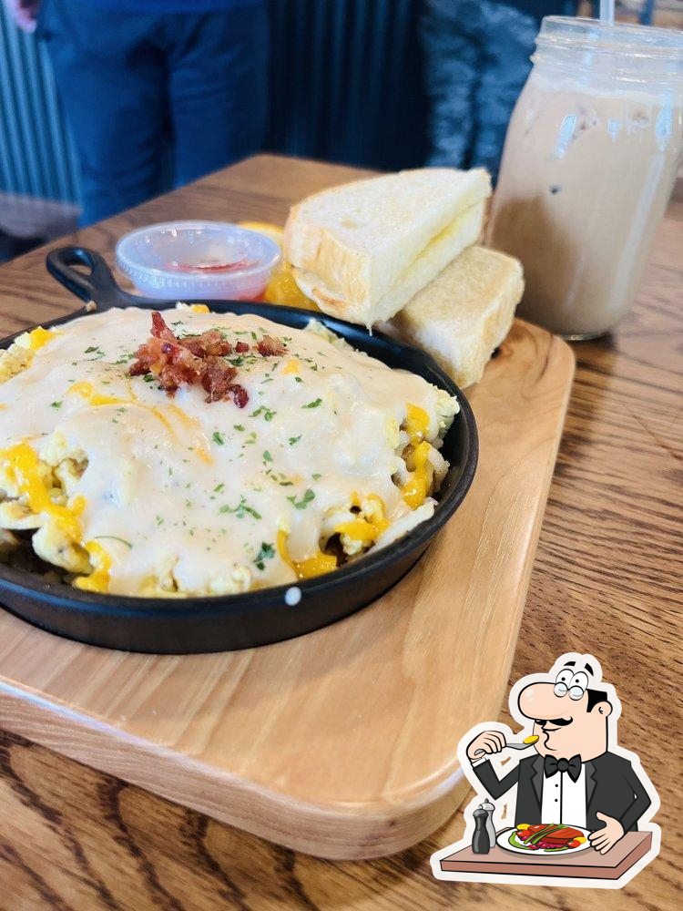 The Red Hen Cafe & Bakery in Plain City - Restaurant menu and reviews