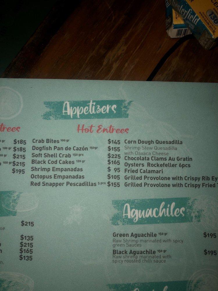 Menu at Flamingos restaurant, Cancún