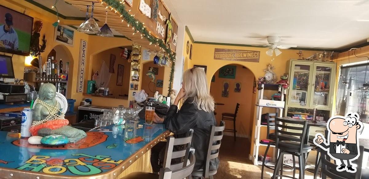 Nauti Mermaid Beach House in Lincoln City - Restaurant reviews