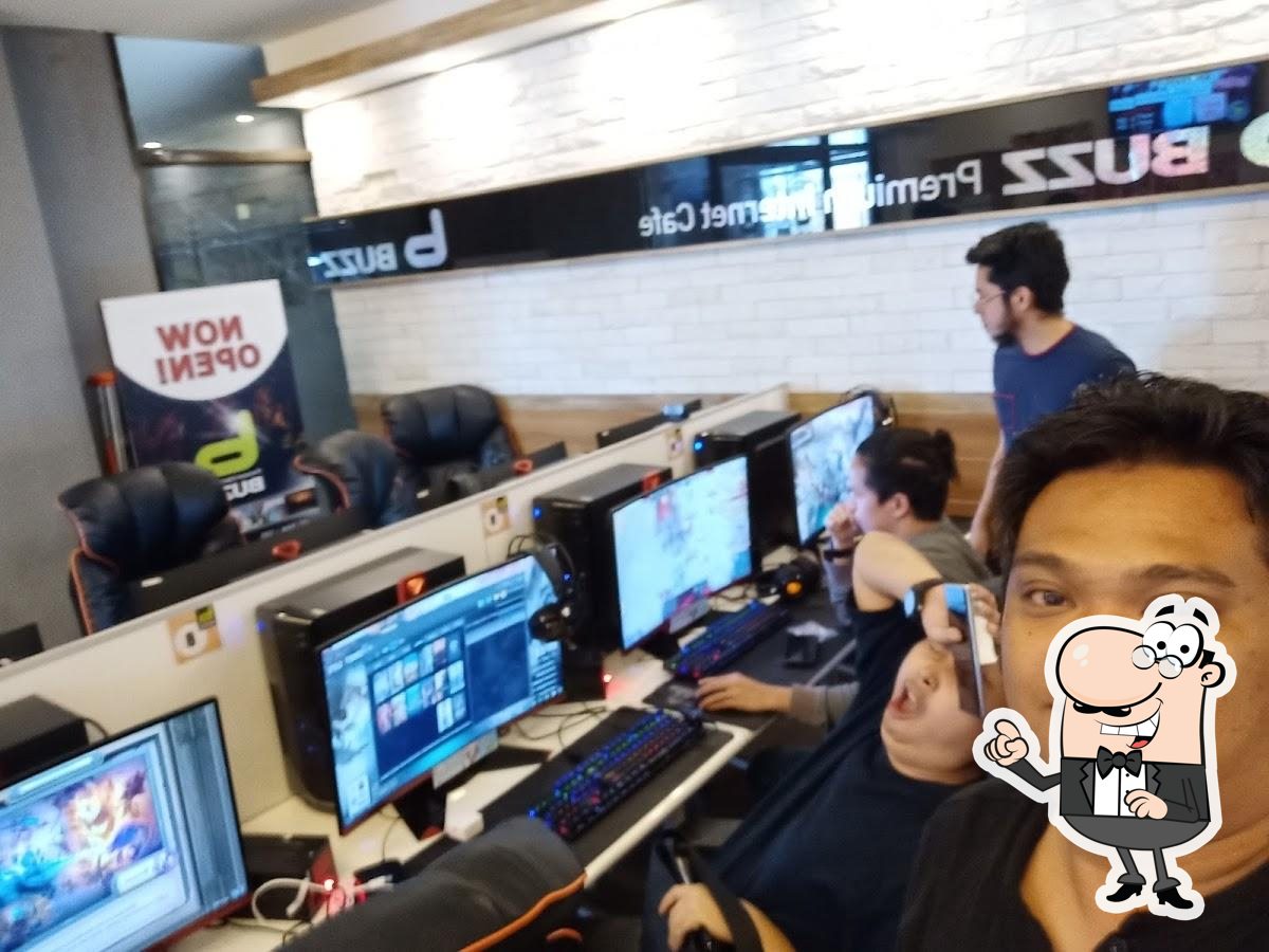 Buzz Premium Internet Cafe - Tomas Morato branch, Quezon City - Restaurant reviews