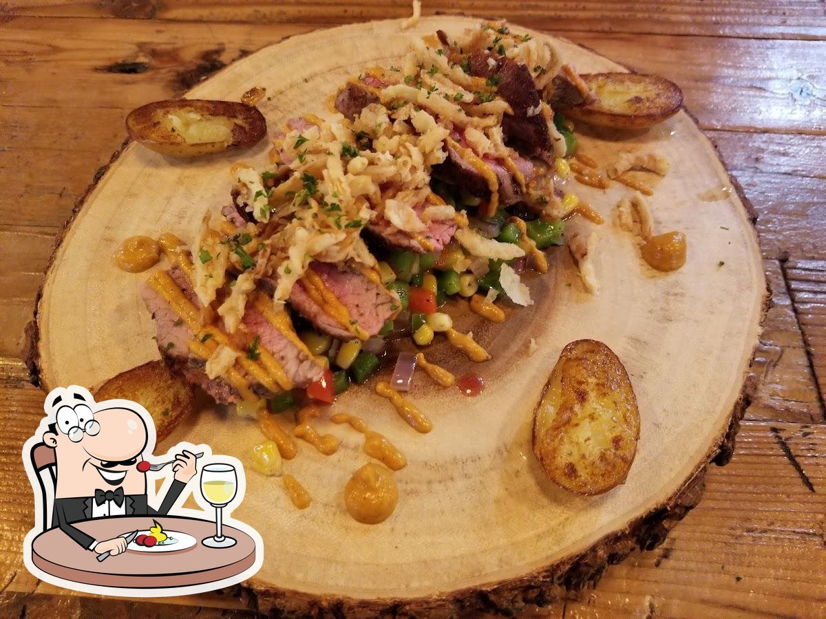 Mission Control Bar Arcade in Santa Ana - Restaurant menu and reviews