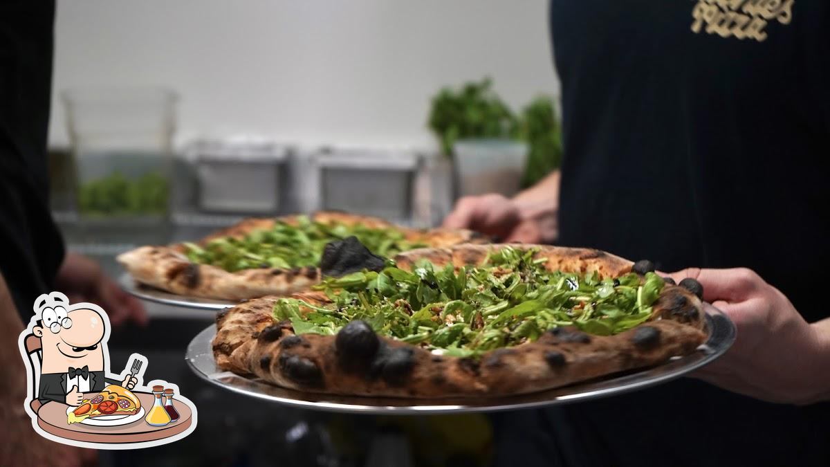 Boonies Pizza in Comox - Restaurant menu and reviews