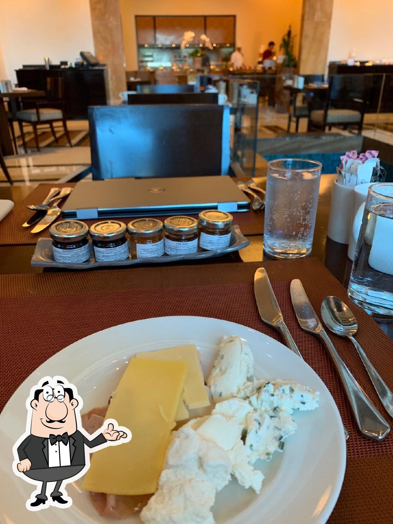 Flow Kitchen restaurant, Dubai - Restaurant menu and reviews