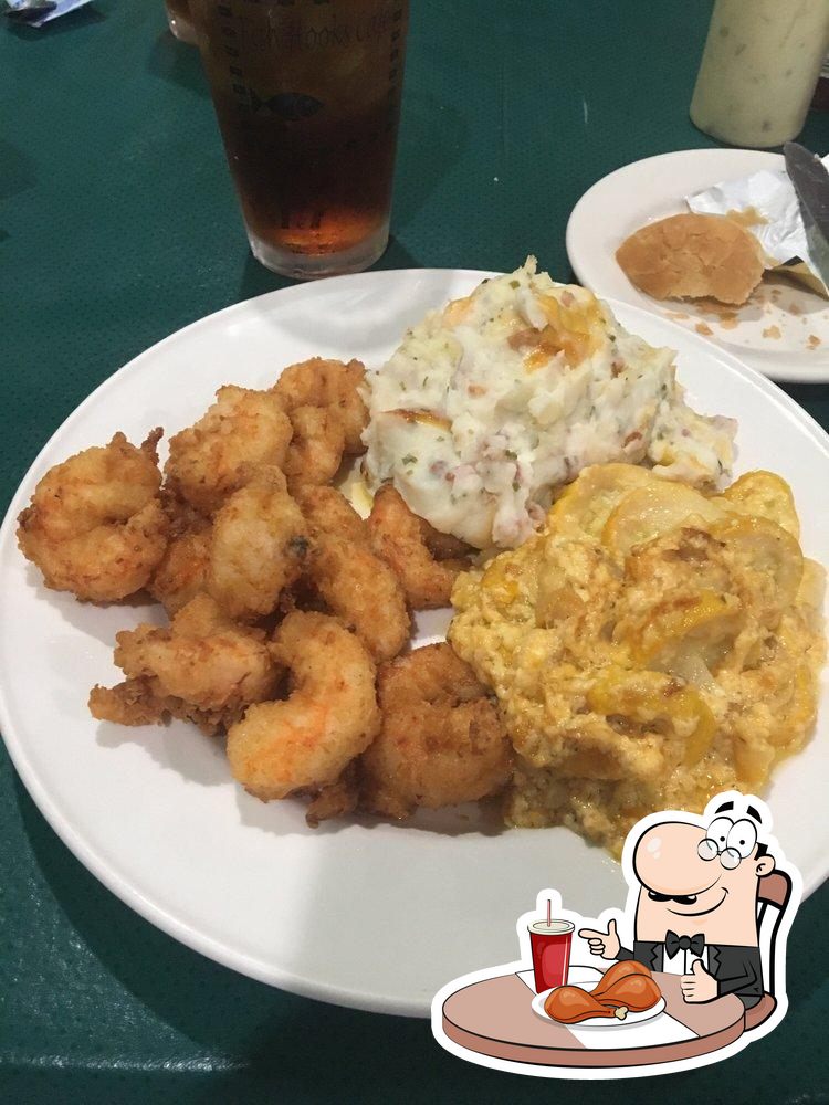 Fish Hooks Cafe in Belhaven - Restaurant menu and reviews