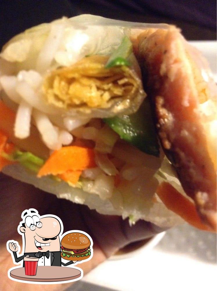 Bmc Phơ Bánh Mí Ché Calí Bakery & Restaurant in West Covina ...
