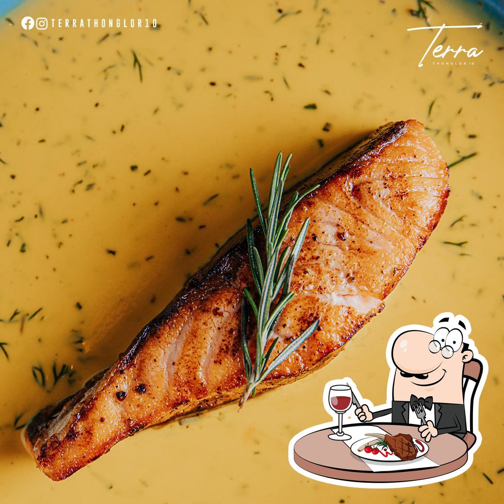 TERRA Thonglor 10 pub & bar, Bangkok - Restaurant reviews