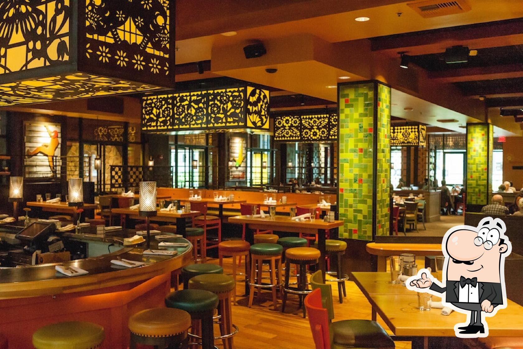 Cactus Bellevue Square, Bellevue - Restaurant menu, prices and reviews