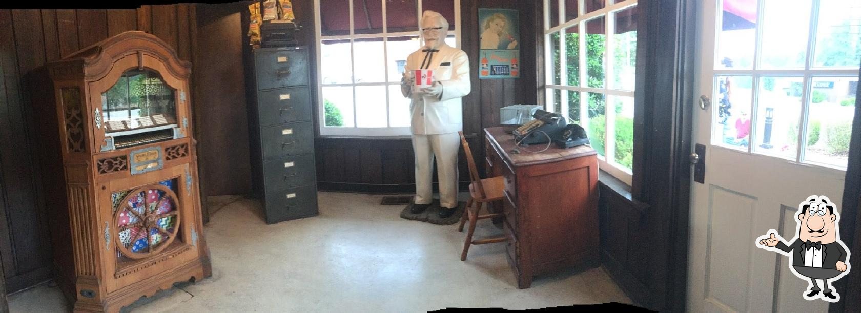 Harland Sanders Cafe and Museum in Corbin - Restaurant menu and reviews
