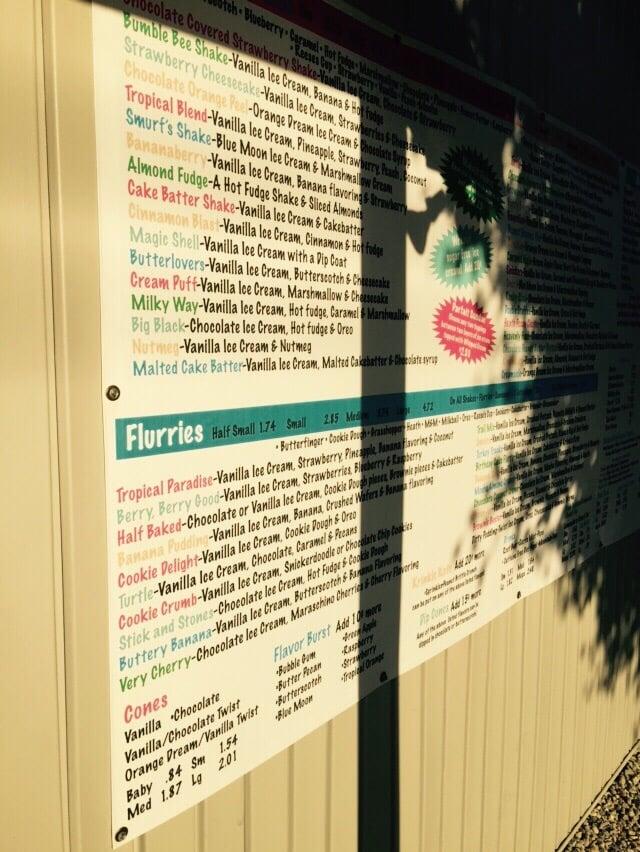 Menu at Bogie's Ice Cream cafe, Winchester