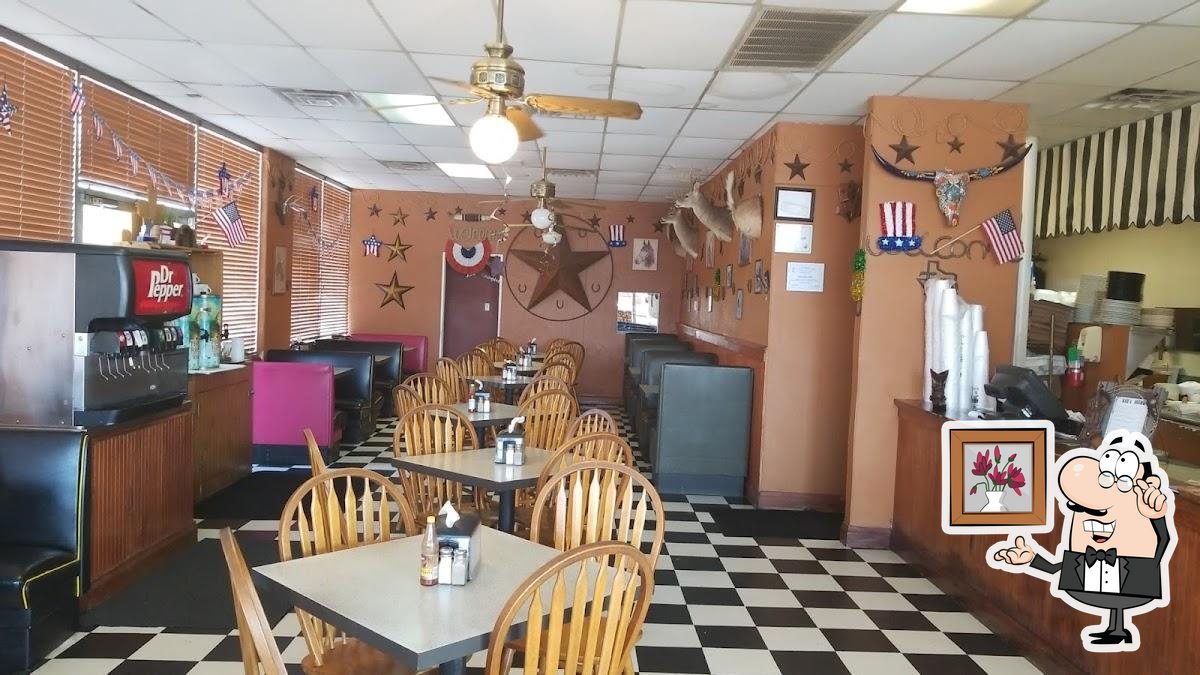 Lone Star Grill, Benbrook - Restaurant menu, prices and reviews