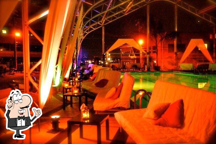 Aqua - Miami Style Poolside Red Carpet Nightclub in Baltimore