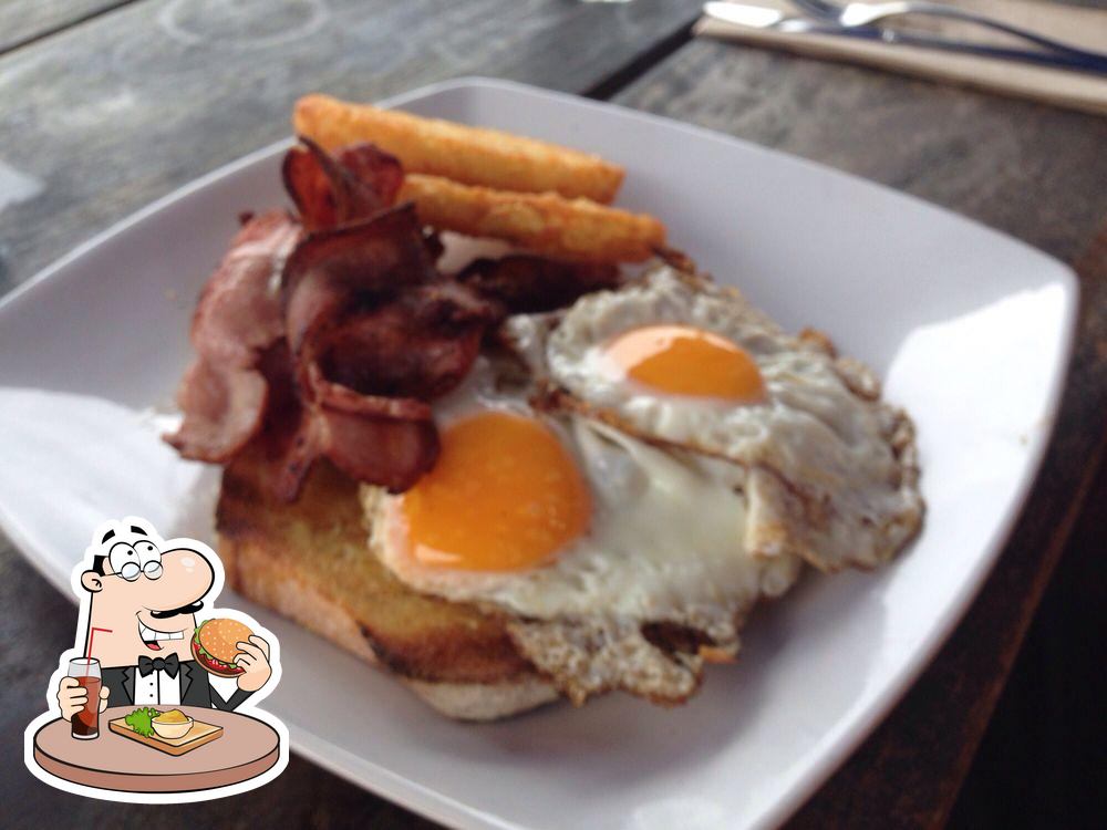 Goody's On The Beach in Toogoom - Restaurant menu and reviews