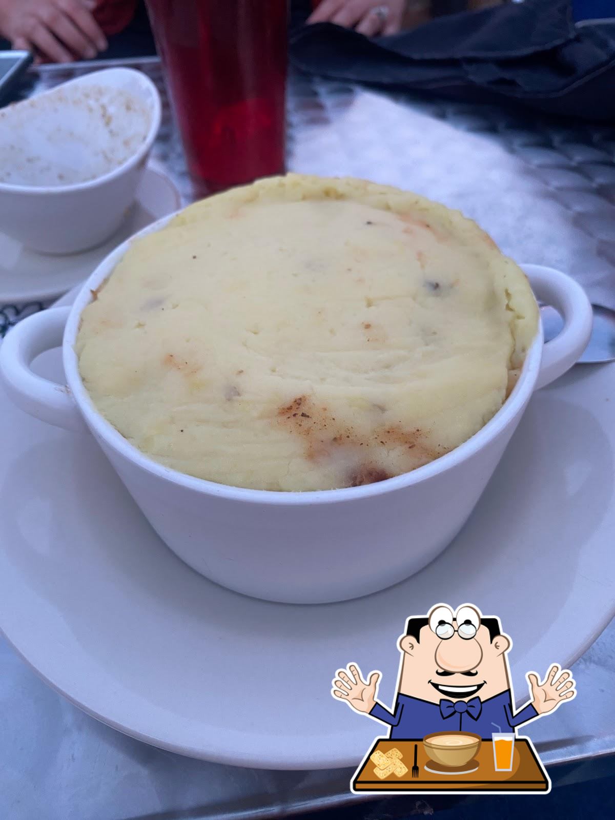 Off the Rails Irish Pub in Havana - Restaurant reviews