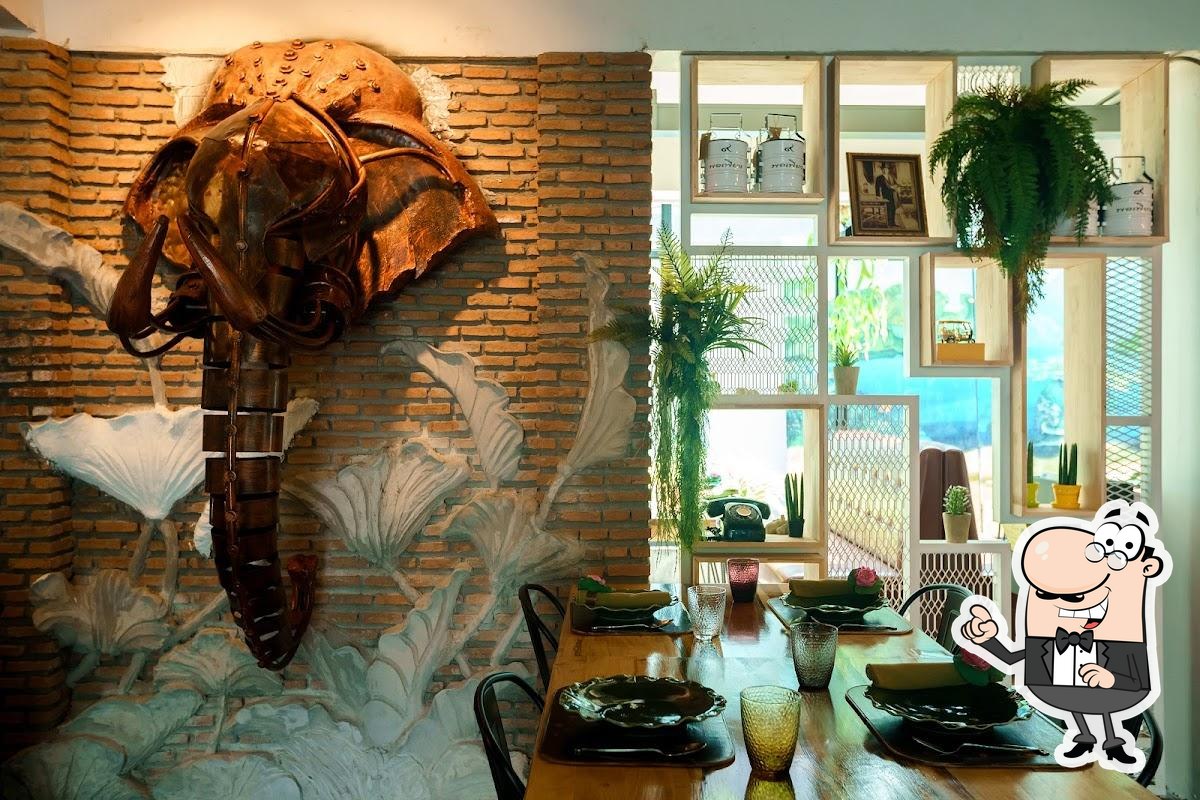 Kinnaree by Vanessa WU restaurant, Bangkok, 43 Soi Sukhumvit 8 ...