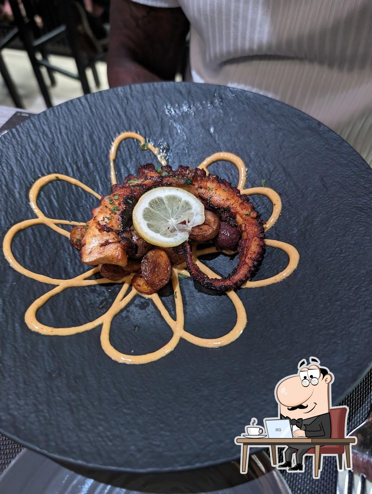 Château 13, Bradenton - Restaurant menu, prices and reviews
