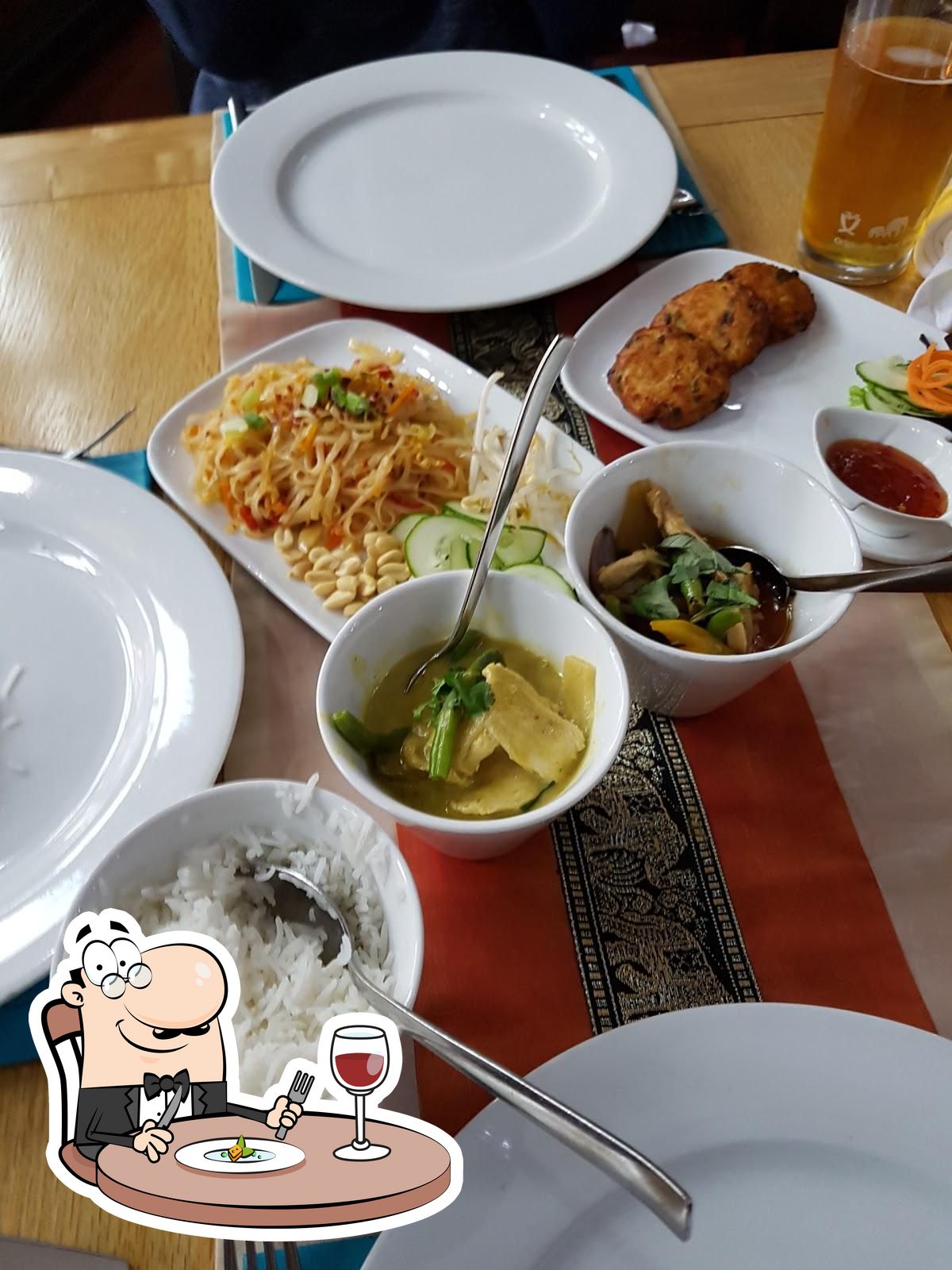 Royal Outpost Thai & Asian Restaurant Carlisle, 11 Warwick Rd in ...