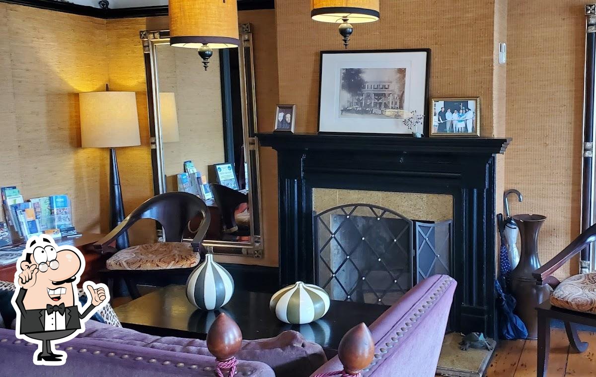 The National Hotel in Frenchtown - Restaurant menu and reviews
