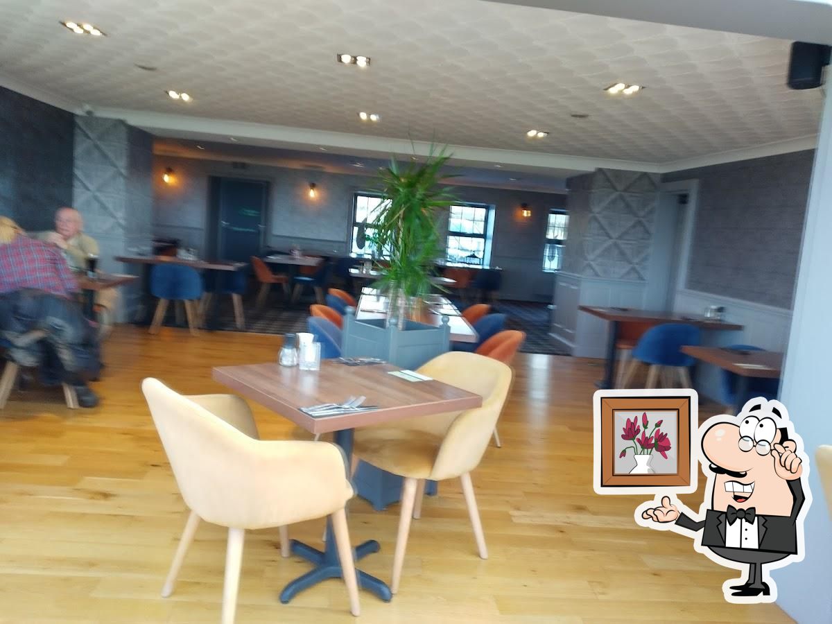 Hollybush Inn, Ayr - Restaurant menu, prices and reviews