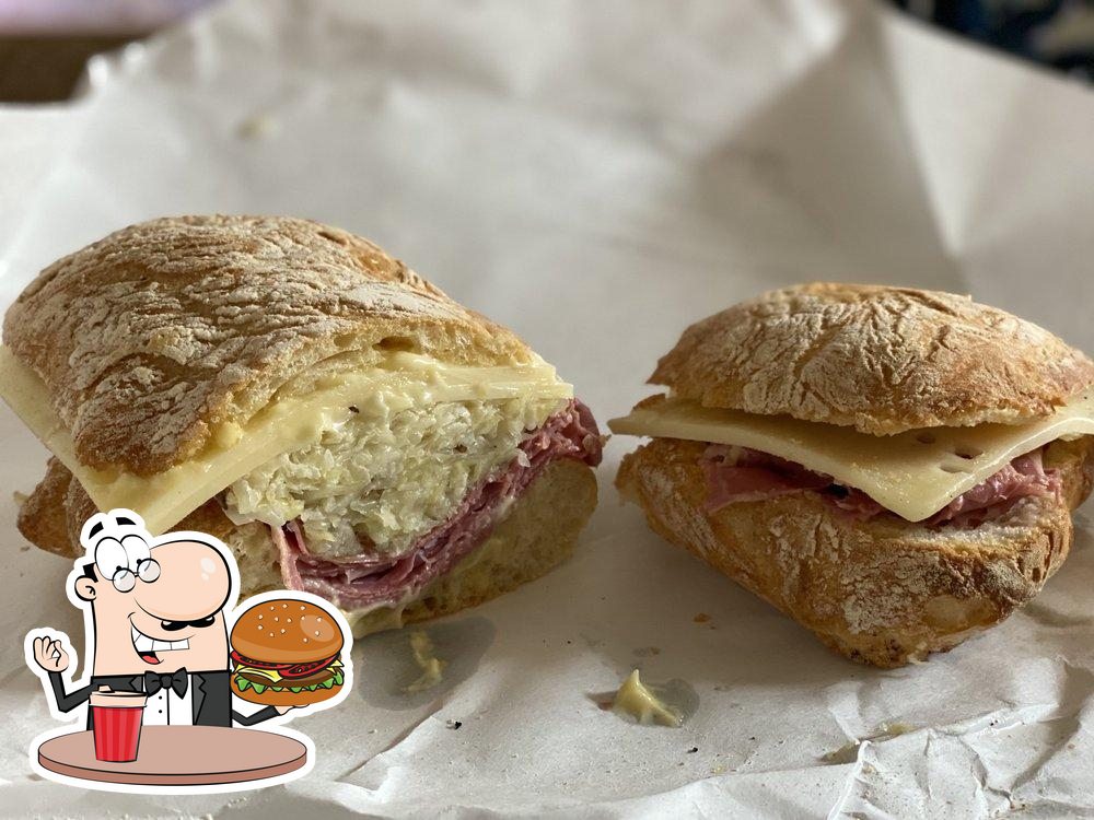 Curtis Park Deli, 2700 E 6th Ave in Denver - Restaurant menu and reviews