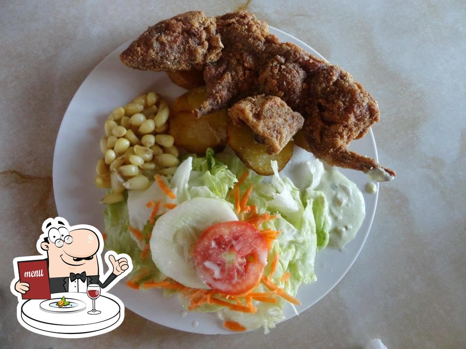 Restaurante Recreo Turístico "El Huerto" del Luricocha, Peru ...